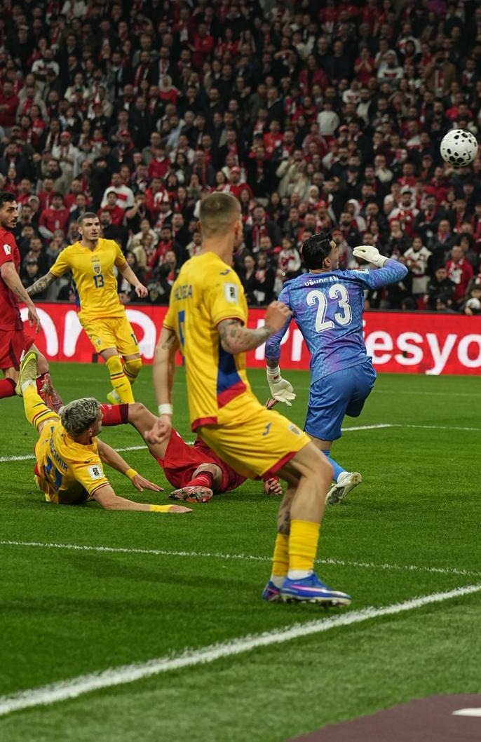 România fără Mondial! „Tricolorii” sunt eliminați de Turcia la baraj și ...