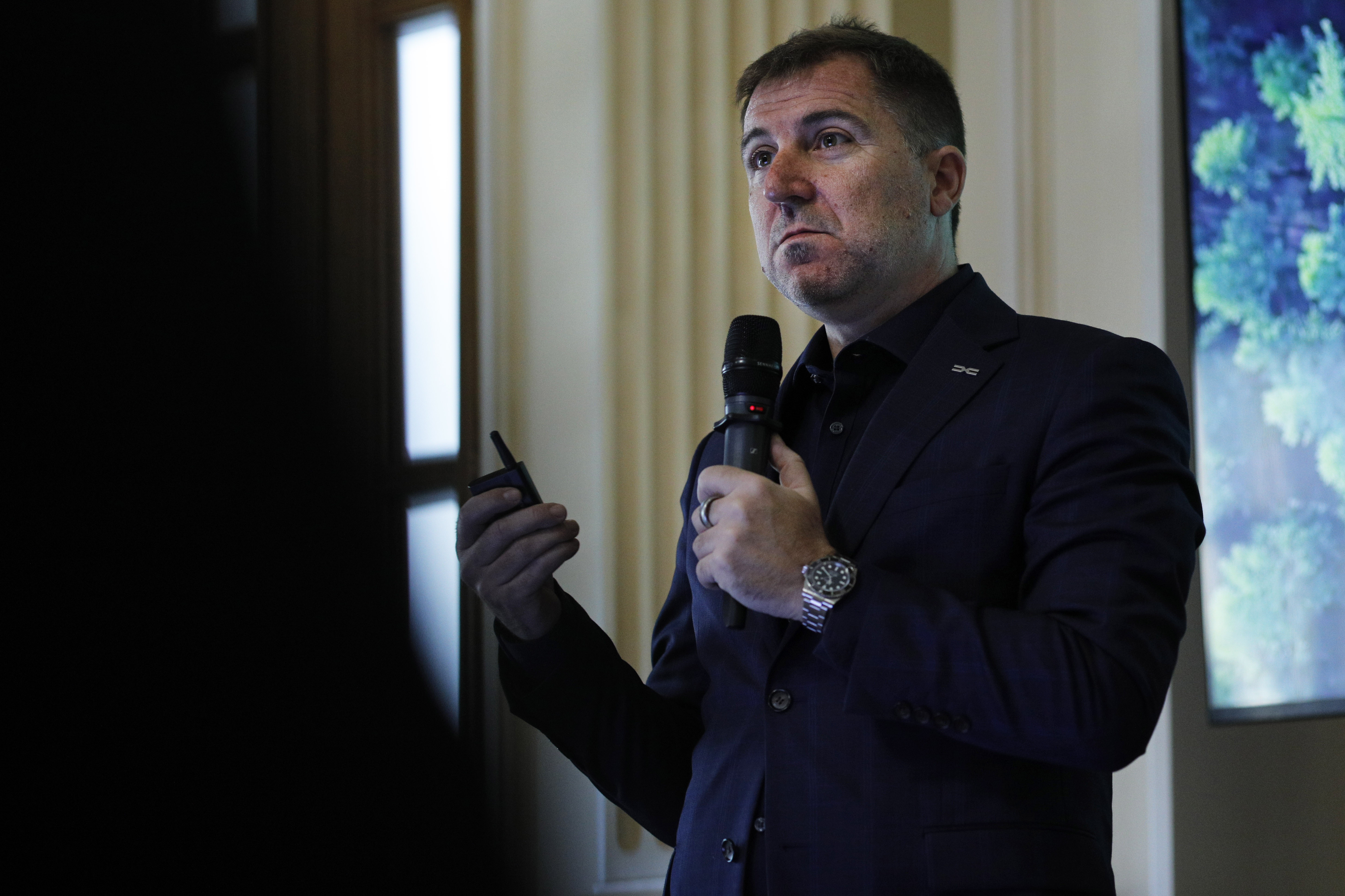 Într-o ieșire fără precedent, șefii celei mai cunoscute companii ...